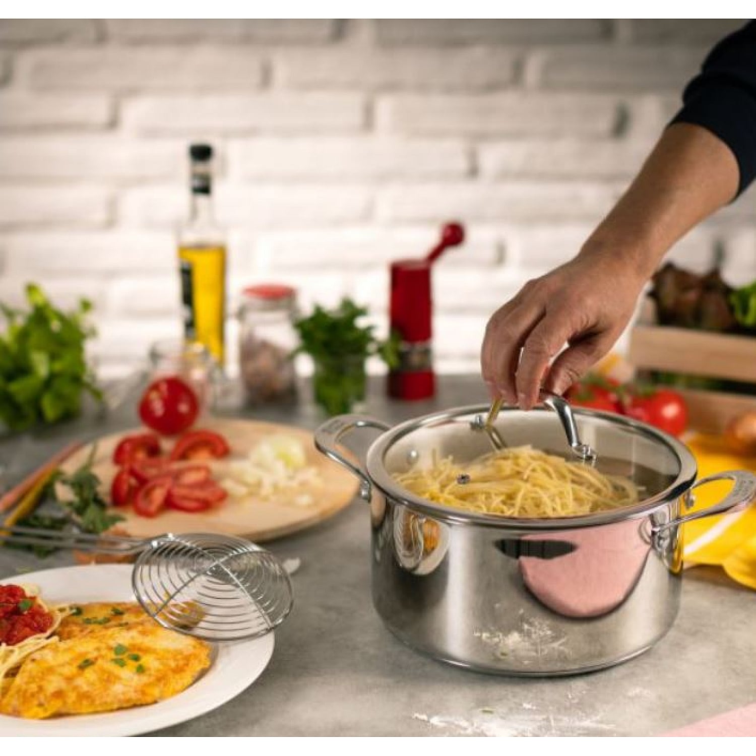 Kuhn Rikon stainless steel Cooking Pan 18 cm | Knivesworld.eu