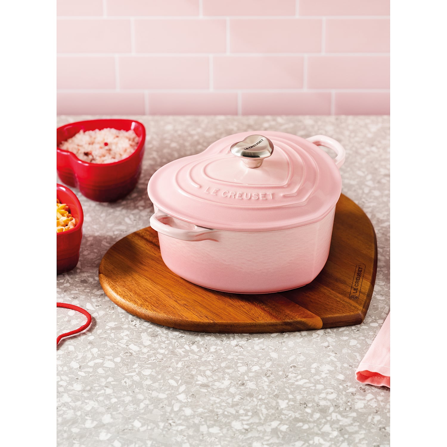Le Creuset Signature Braadpan Hartvorm 20 cm Shell Pink ...