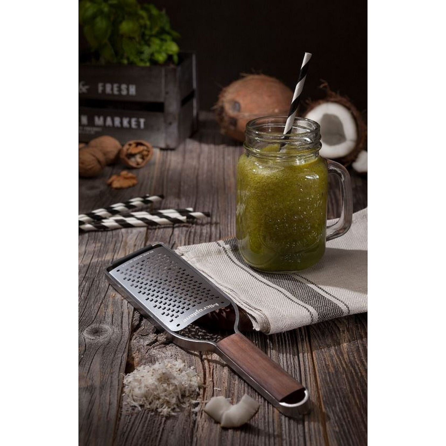 Microplane Master Series Grater - Grater with walnut handle ...